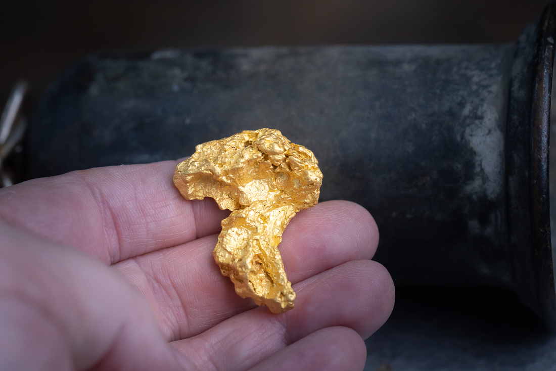 Brilliant and Unique Natural Australian Gold Nugget from the Golden ...