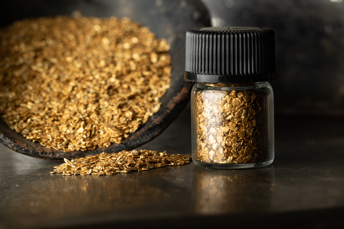Small Flake Gold Nuggets - 18 to 25 mesh - 5 Grams [18-25 mesh - 5 ...